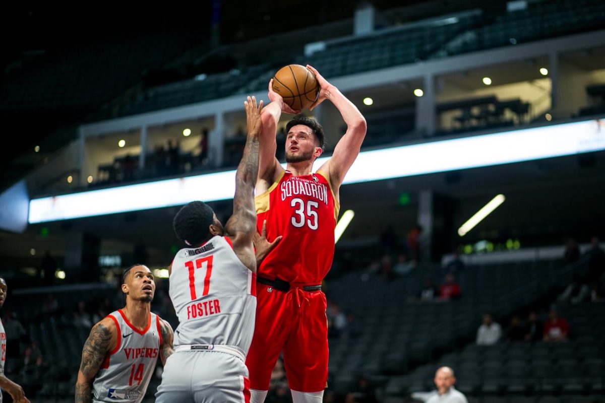 FAMILY OF FANS Pro baller thankful for Kidron fan base – The Dalton ...